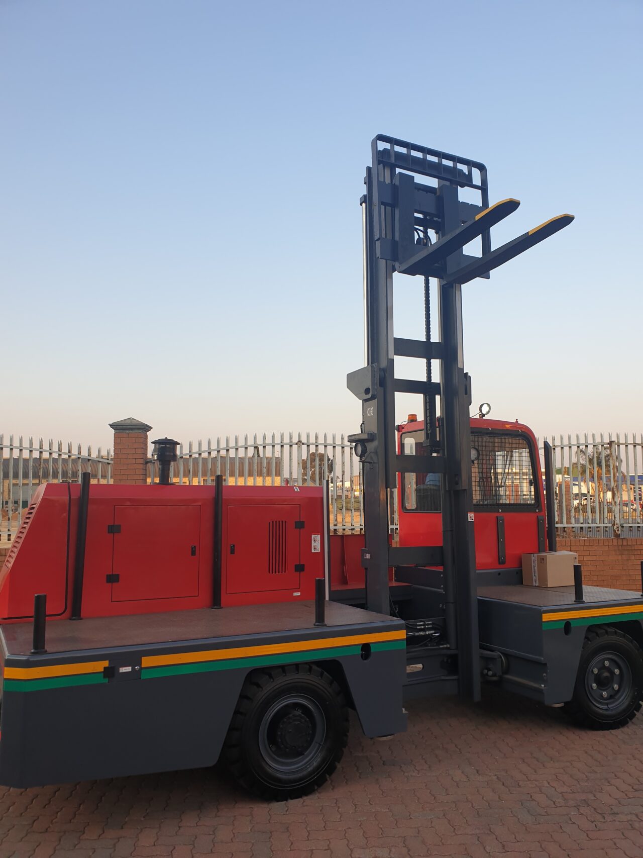 Deliveries | Manhand Group